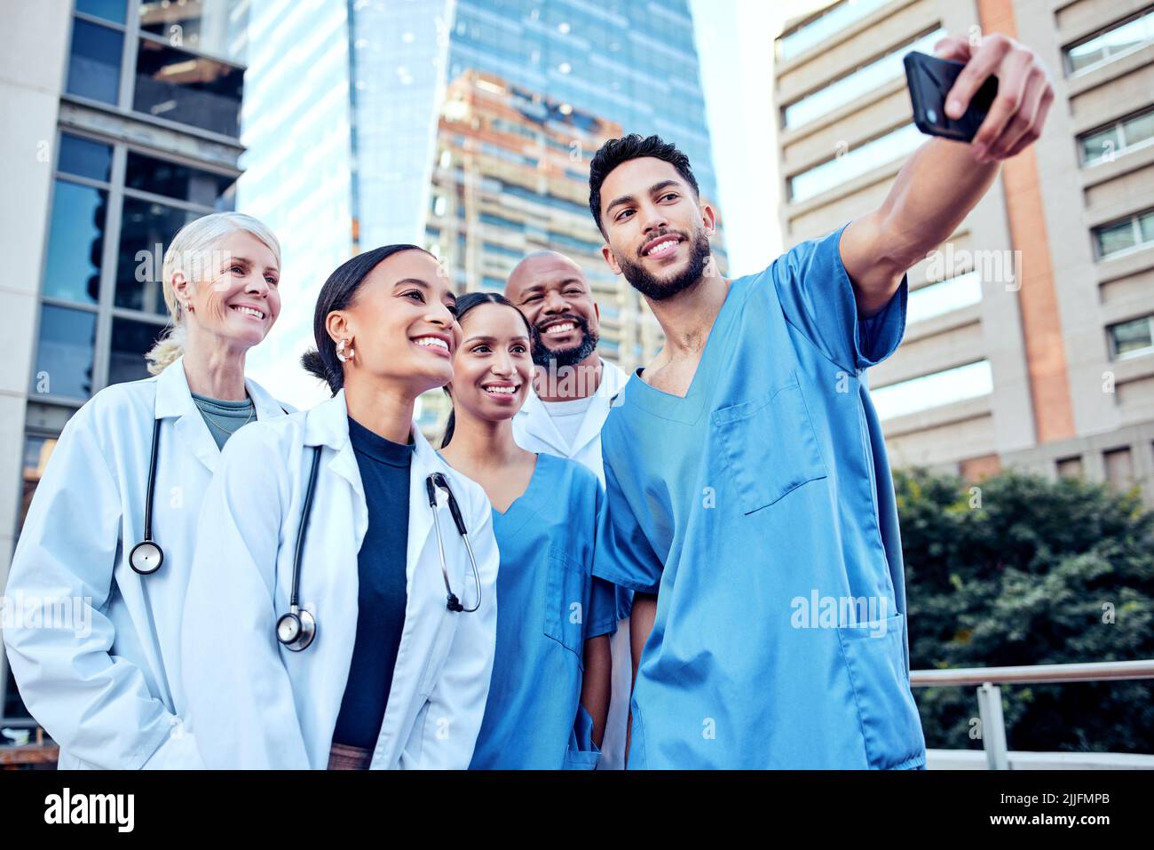 Group photo medical staff hi-res stock photography and images - Alamy