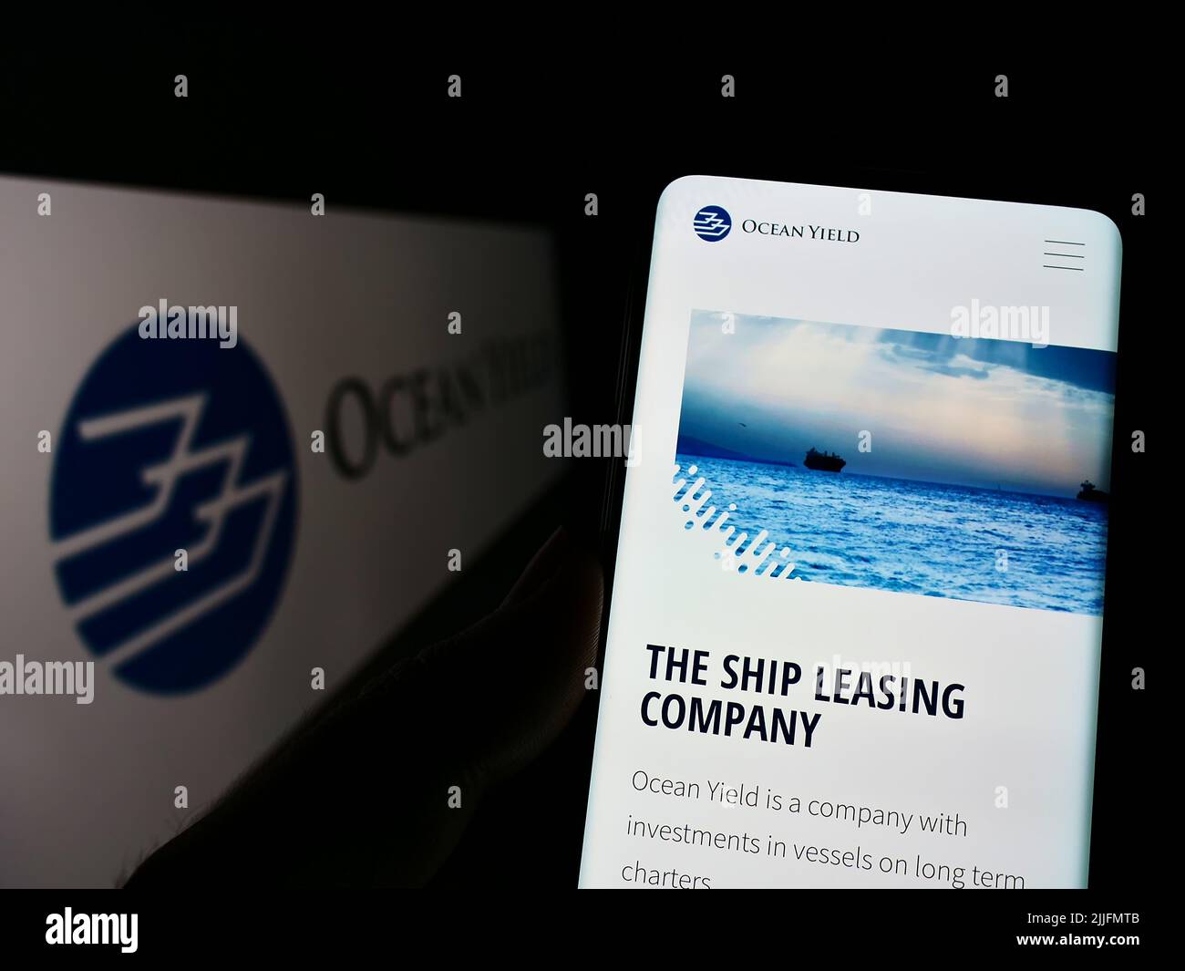 Vessel logo hi-res stock photography and images - Alamy