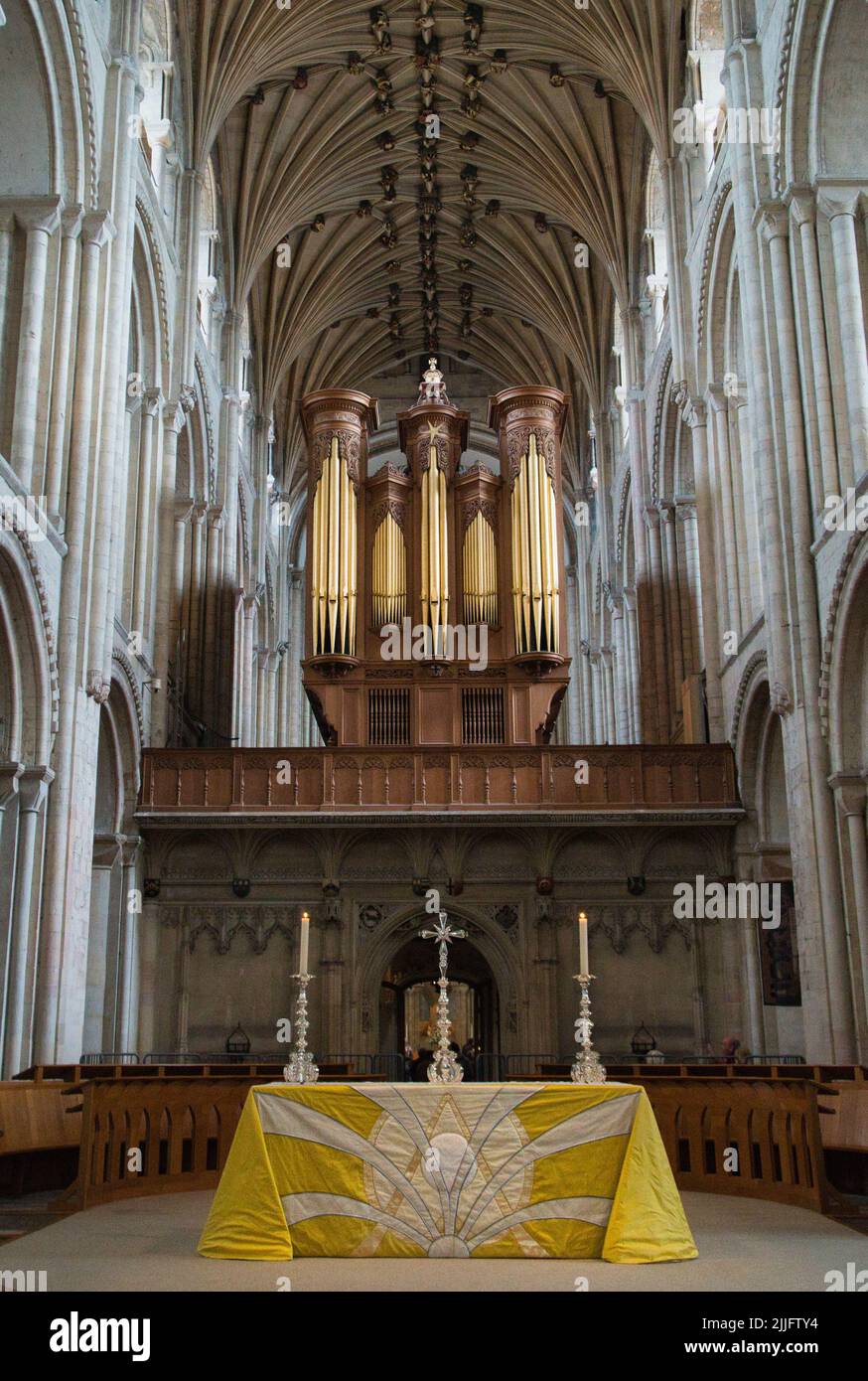 The nave altar at Norwich Cathedral, Norfolk with norgan pipes in ...
