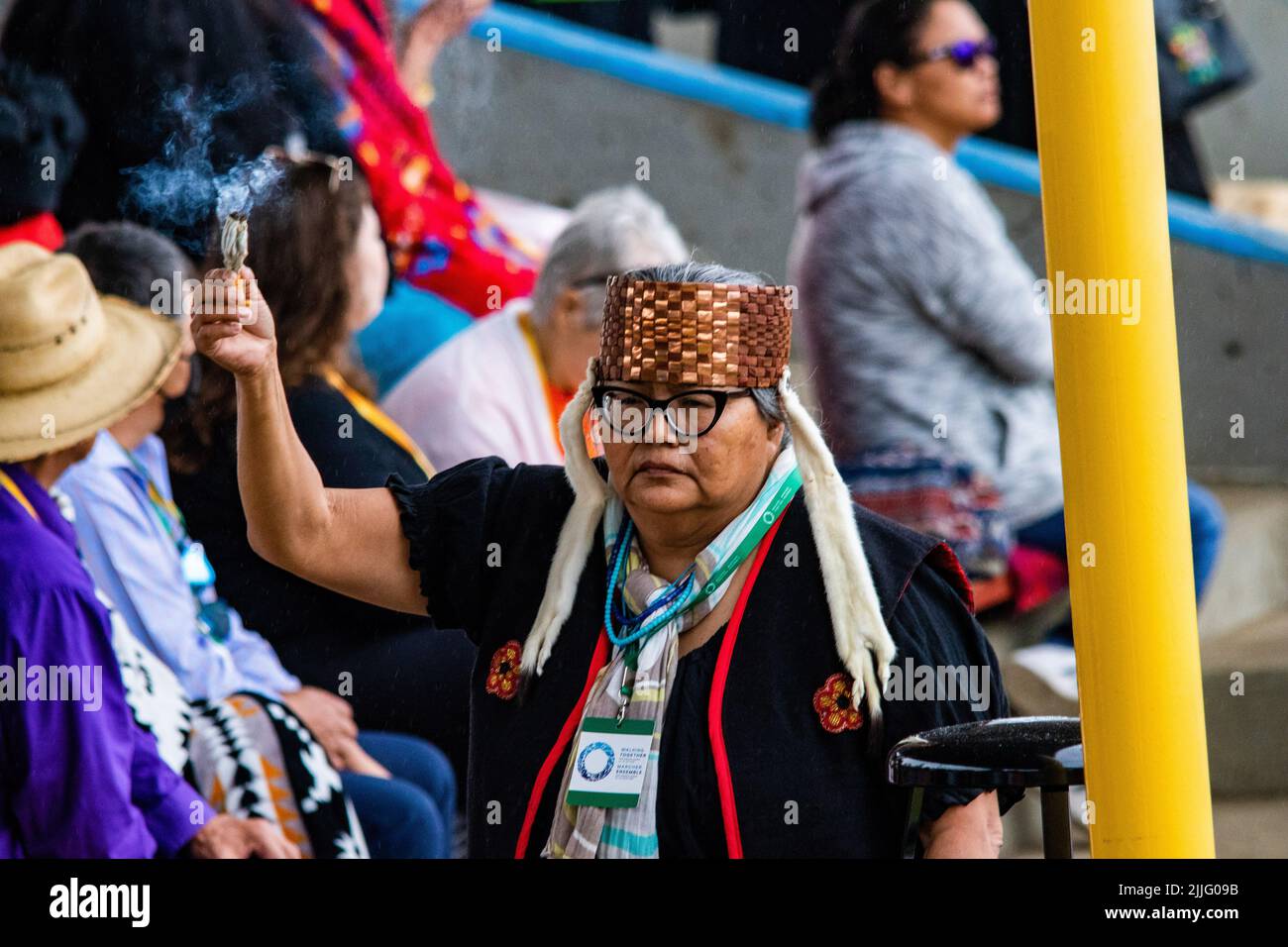 Canada first nations medical hi-res stock photography and images - Alamy