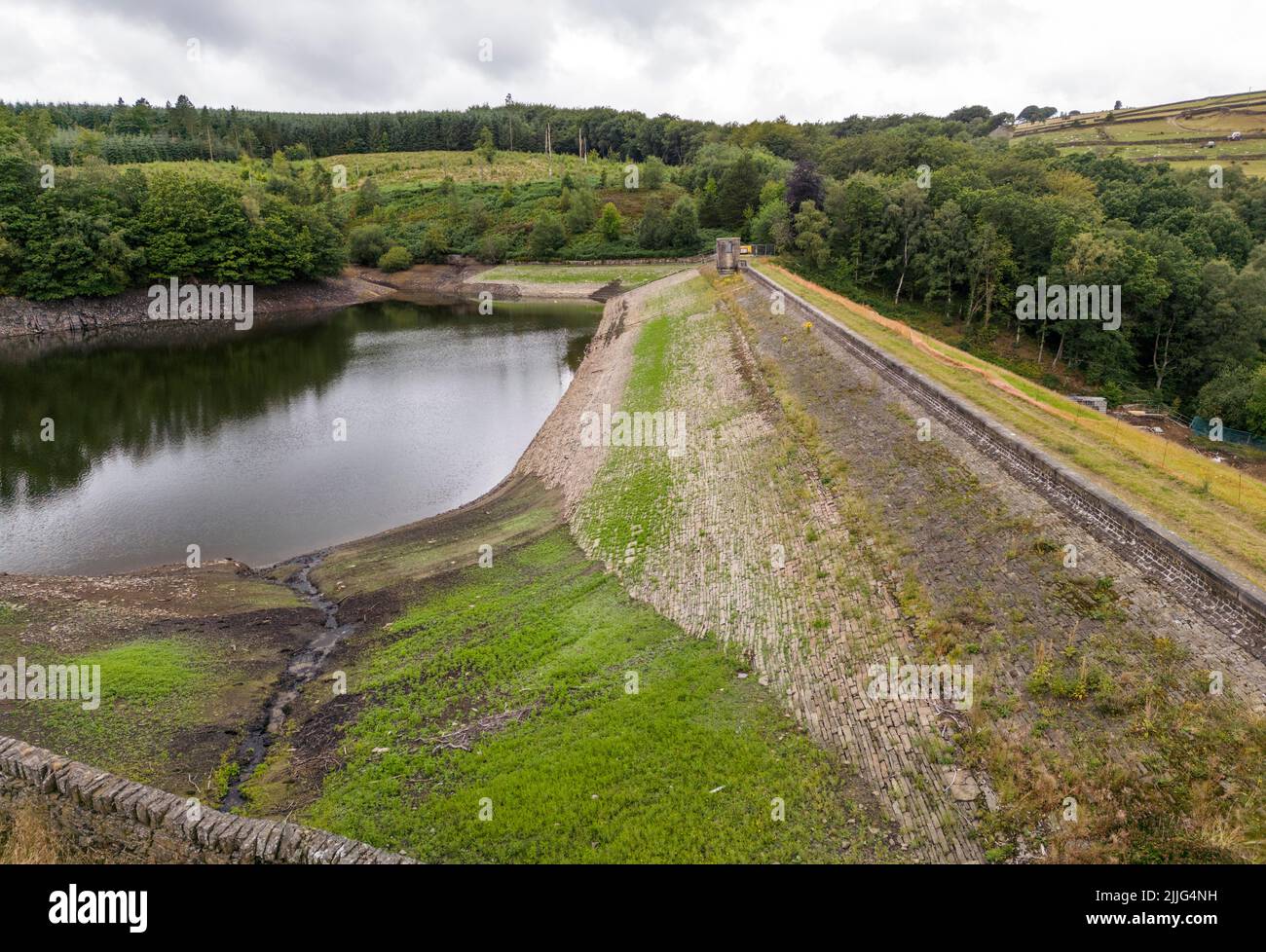 River holme reservoir hi-res stock photography and images - Alamy