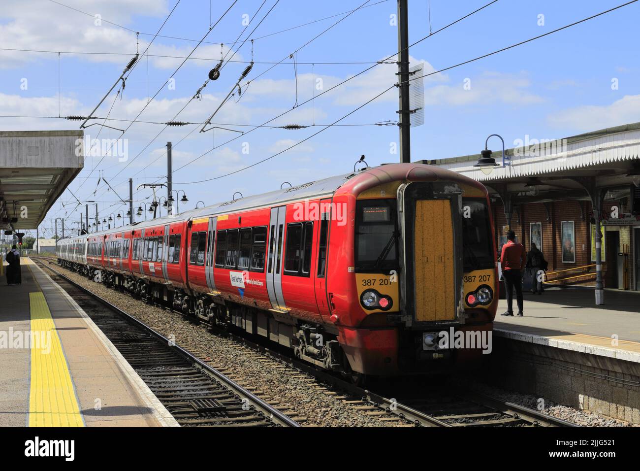 Great Northern Train at Ely station, Ely city, Cambridgeshire, England ...