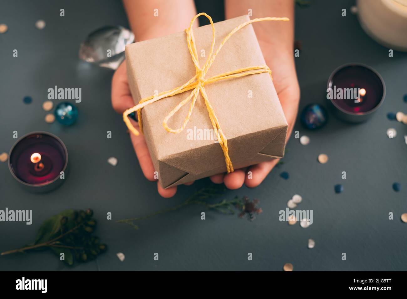 Child hand holding paper hi-res stock photography and images - Alamy