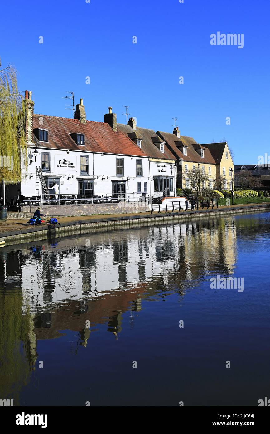 The river Great Ouse embankment, Ely City, Cambridgeshire, England, UK ...