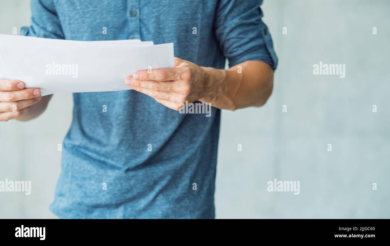 man documents legal agreement contract business Stock Photo - Alamy