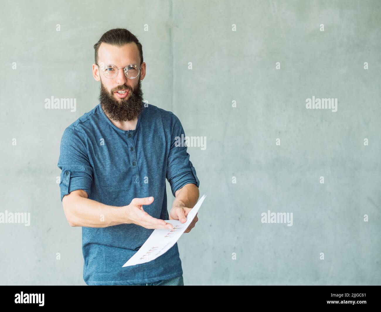 Bad documents hi-res stock photography and images - Alamy