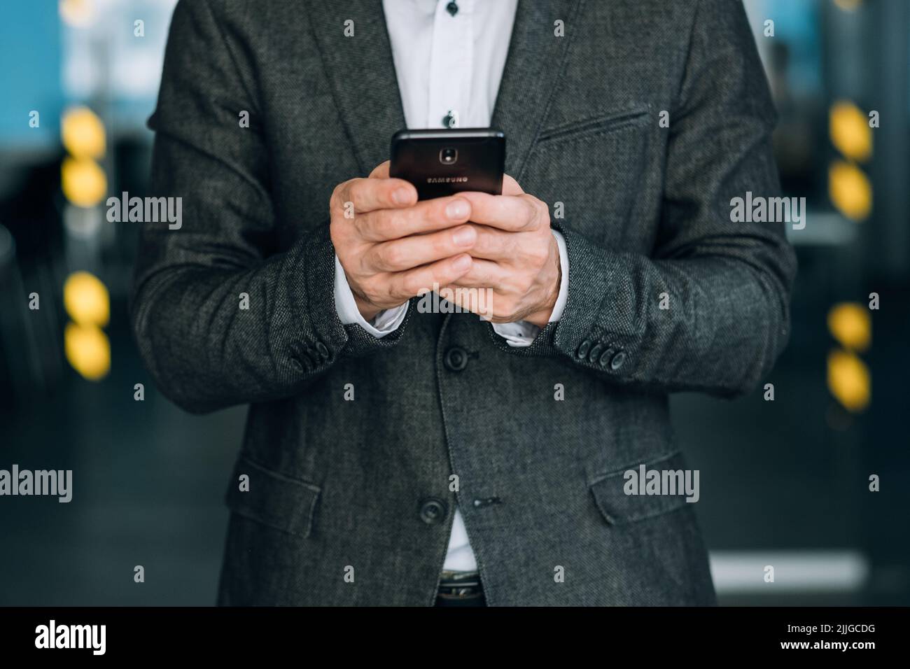 Negotiations technology hi-res stock photography and images - Alamy