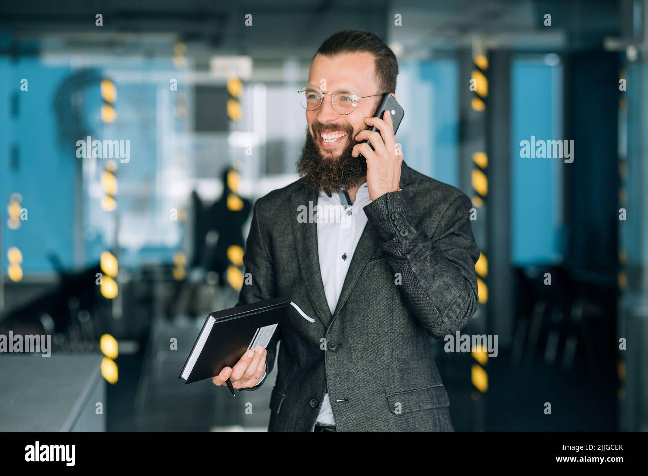Networking joyful hi-res stock photography and images - Alamy