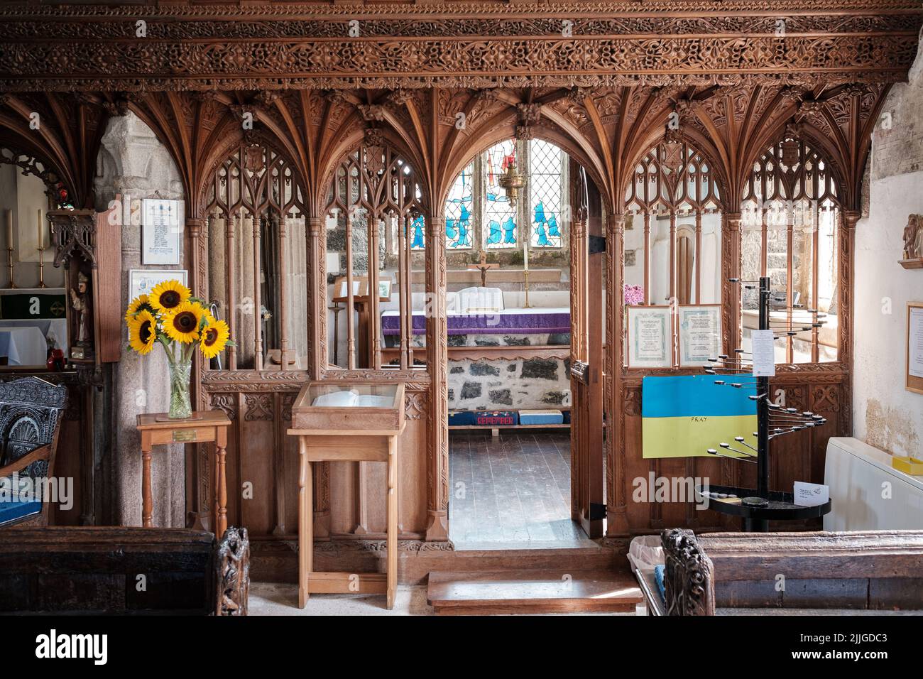Interior of St Mellanus Church, Mullion Stock Photo - Alamy