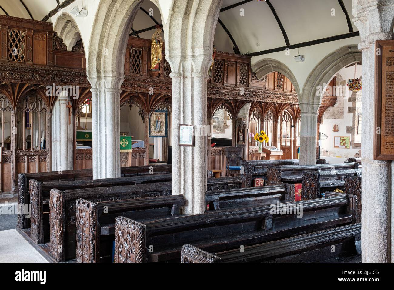 Interior of St Mellanus Church, Mullion Stock Photo - Alamy