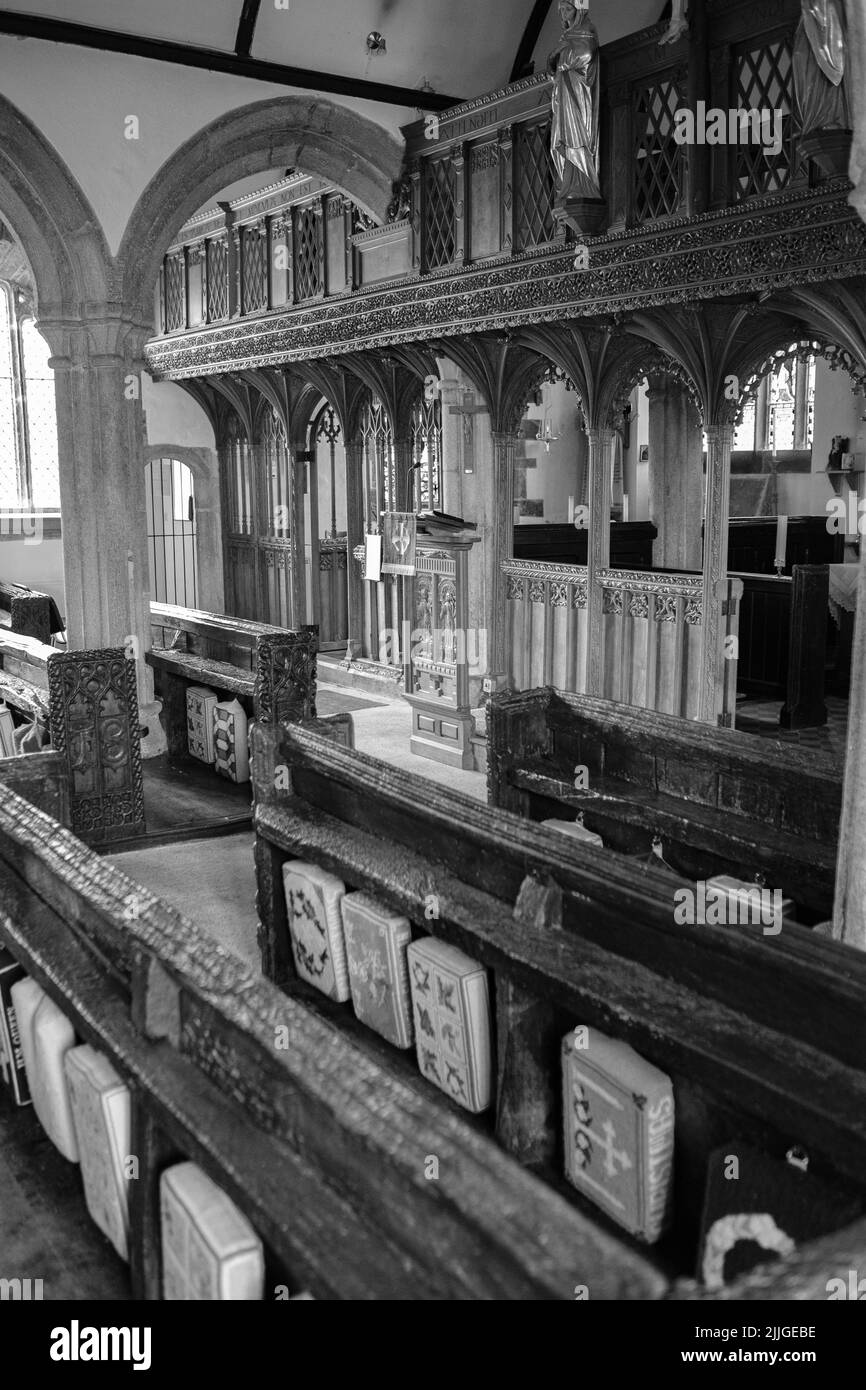 Interior of St Mellanus Church, Mullion Stock Photo - Alamy