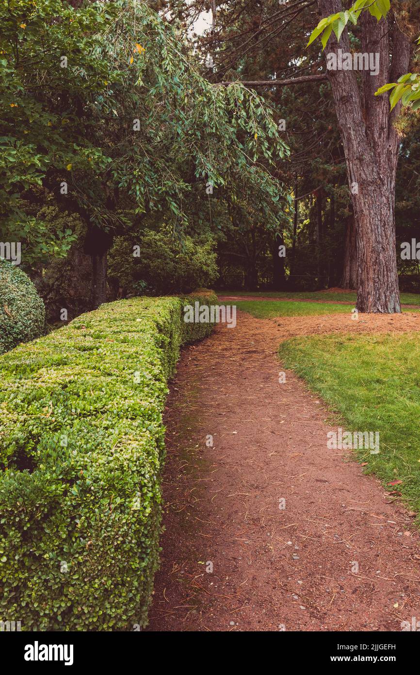 Botanical garden trail hi-res stock photography and images - Alamy