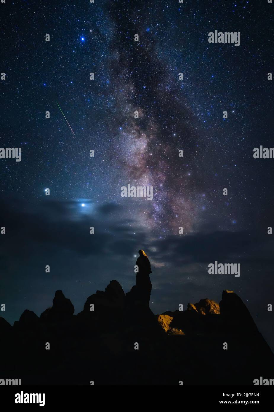 Magnificent Milky Way in the starry night sky Stock Photo - Alamy
