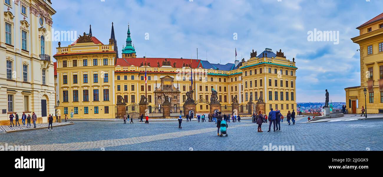 PRAGUE, CAZECH REPUBLIC - MARCH 6, 2022: Panorama of Castle Square with ...