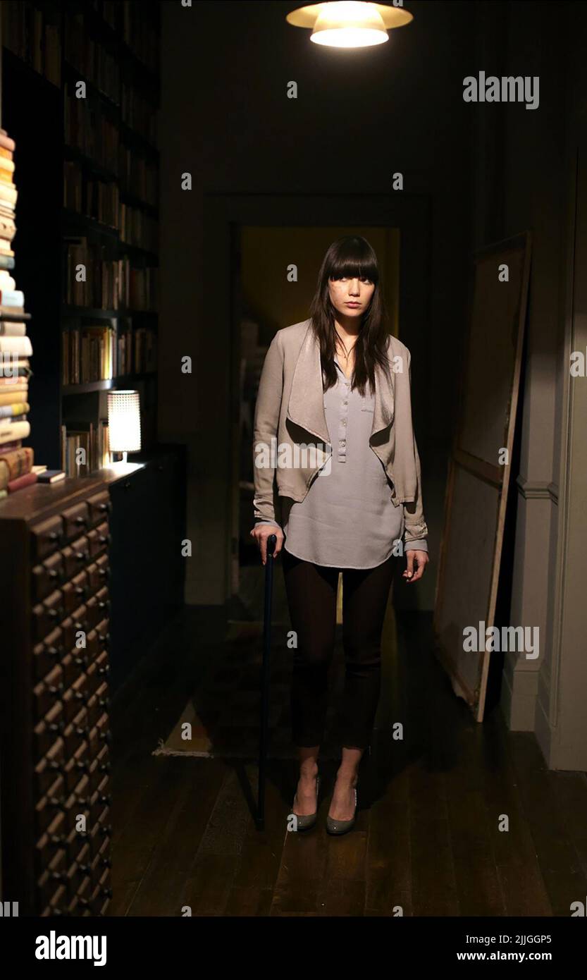 Daisy lowe hi-res stock photography and images - Alamy