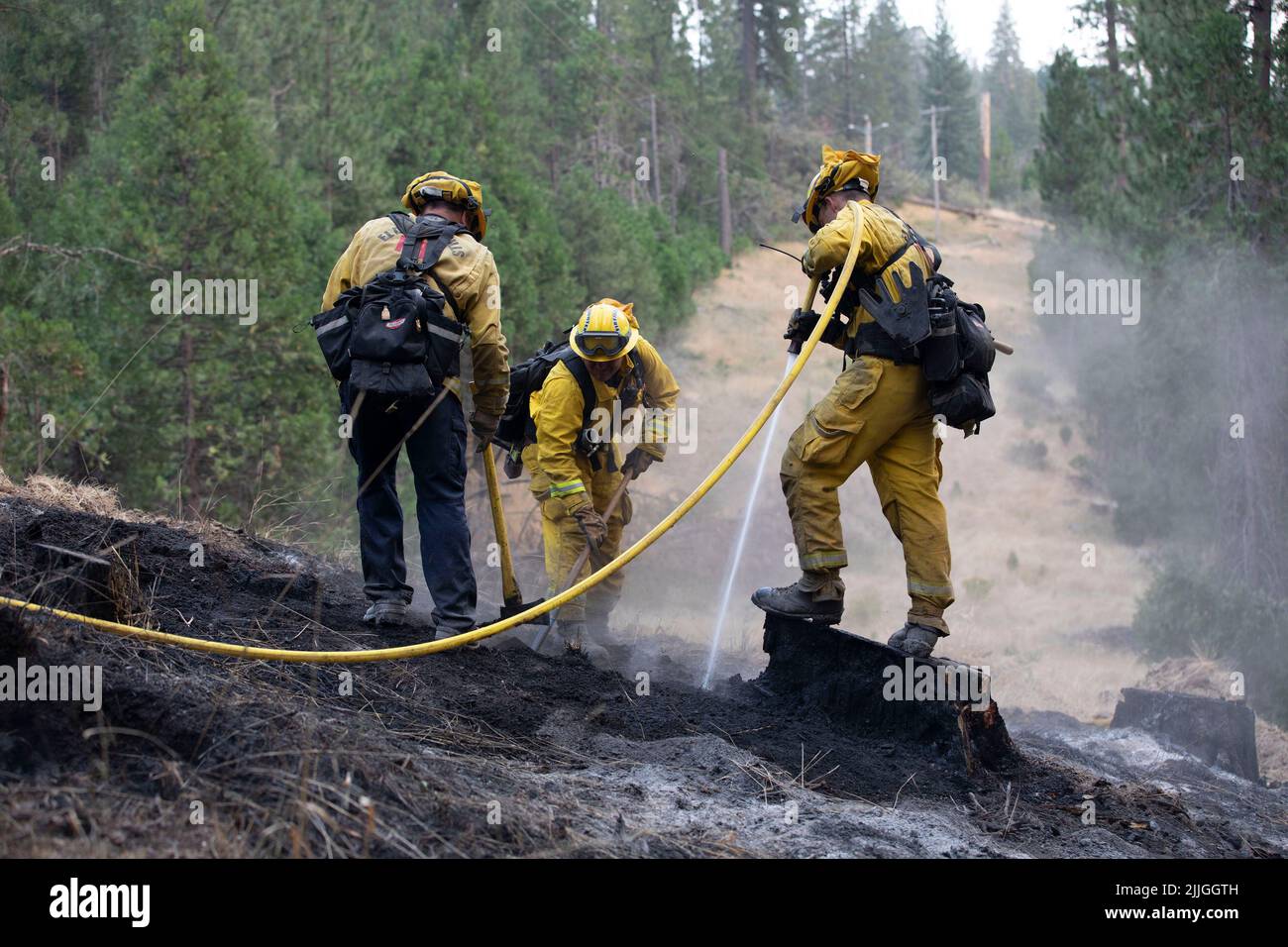 Contain wildfires hi-res stock photography and images - Alamy