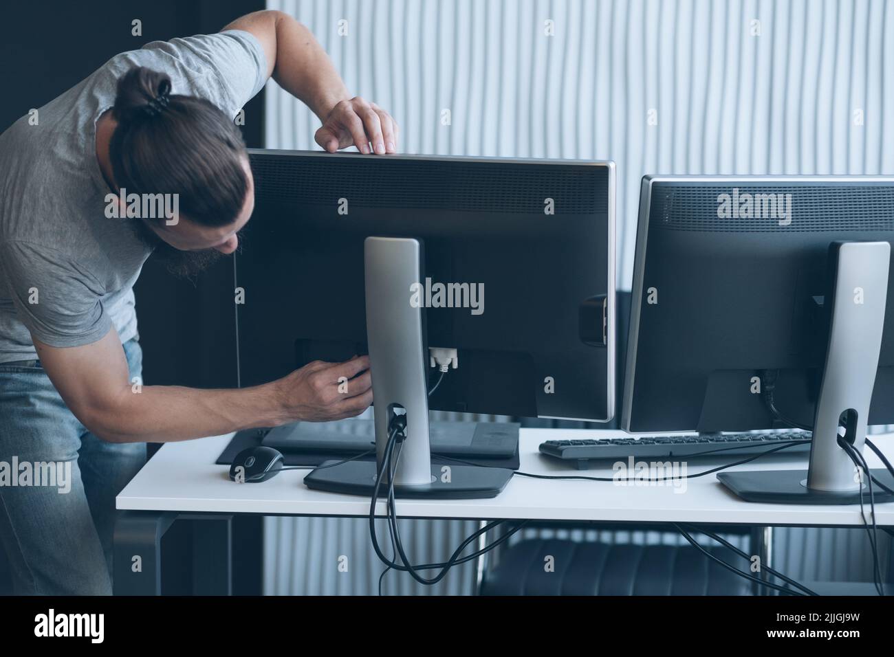 Network monitor hi-res stock photography and images - Alamy