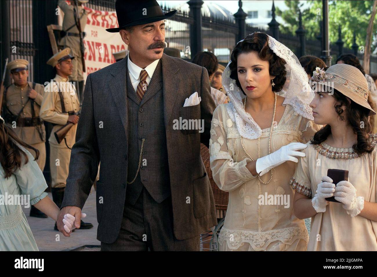 Andy garcia eva longoria greater hi-res stock photography and images ...