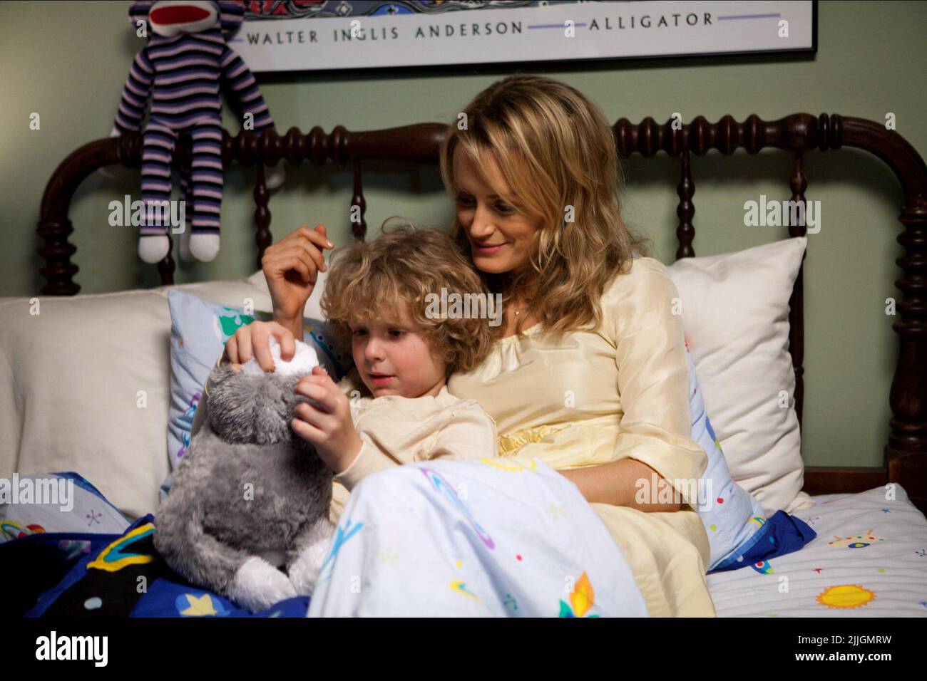 RILEY THOMAS STEWART, TAYLOR SCHILLING, THE LUCKY ONE, 2012 Stock Photo ...