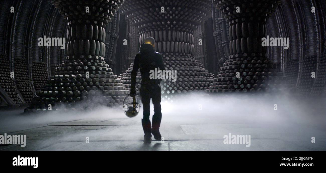 MICHAEL FASSBENDER, PROMETHEUS, 2012 Stock Photo - Alamy