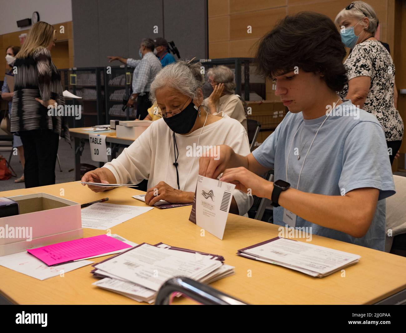 Ballot folder hi-res stock photography and images - Alamy