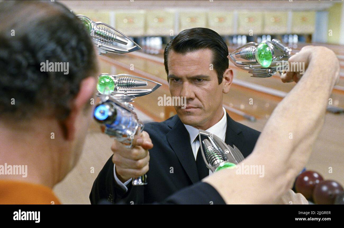 JOSH BROLIN, MEN IN BLACK 3, 2012 Stock Photo - Alamy JOSH BROLIN, MEN IN BLACK 3, 2012 Stock Photo - Alamy