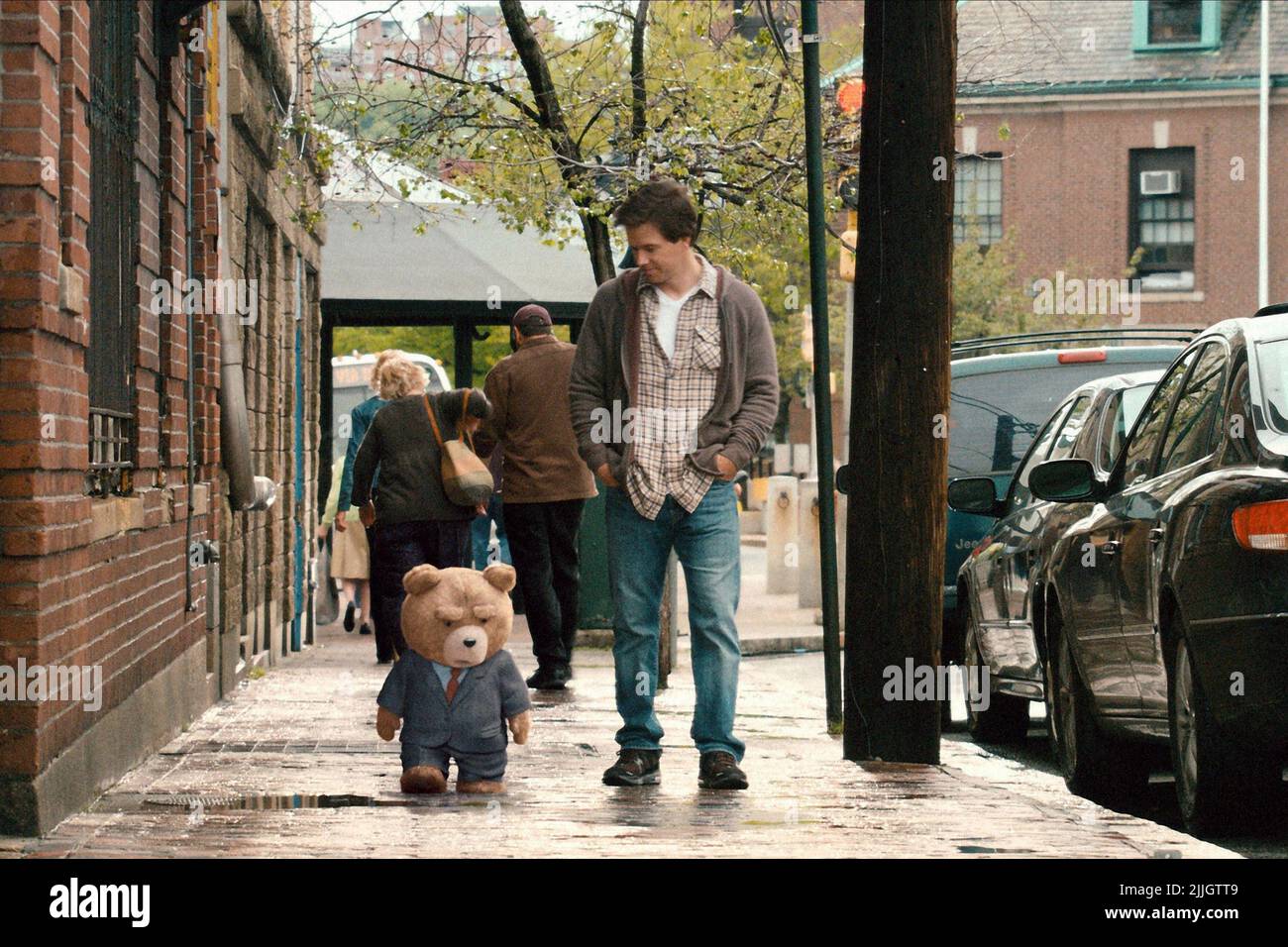 TED, MARK WAHLBERG, TED, 2012 Stock Photo - Alamy