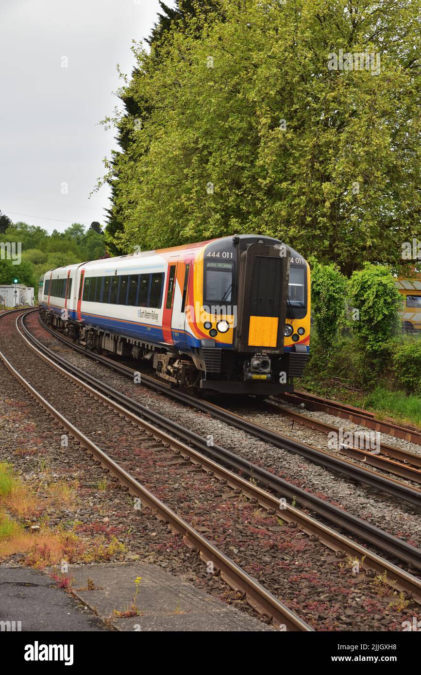 Siemens desiro class 444 hi-res stock photography and images - Alamy