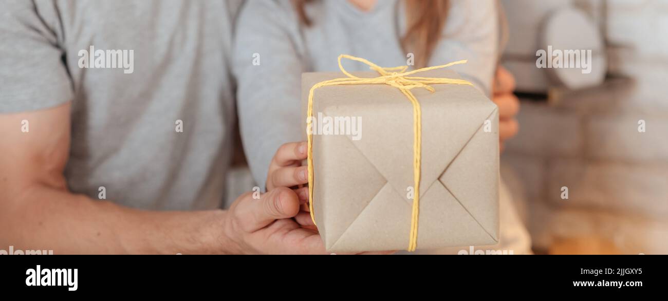 family special occasion father daughter gift Stock Photo - Alamy
