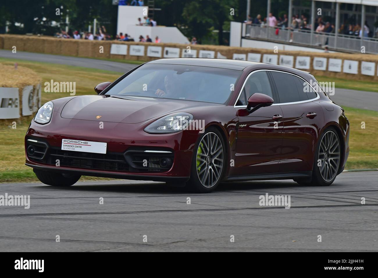 Porsche Panamera E-Hybrid, Michelin Supercar Run, an opportunity to see ...