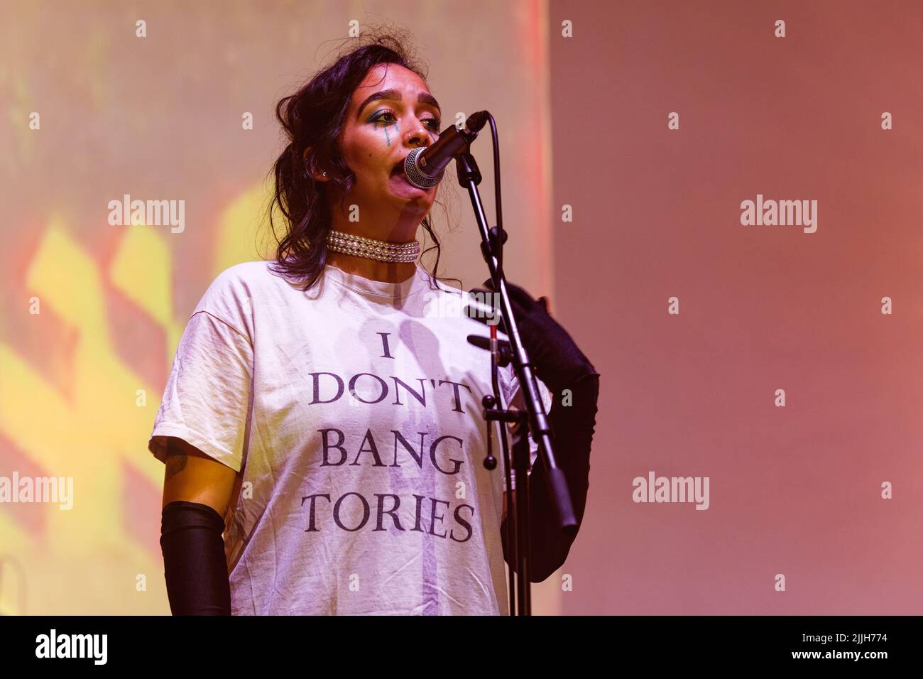 July 22, 2022: Cheshire, UK: Valentine Caulfield of UK band 'Mandy ...