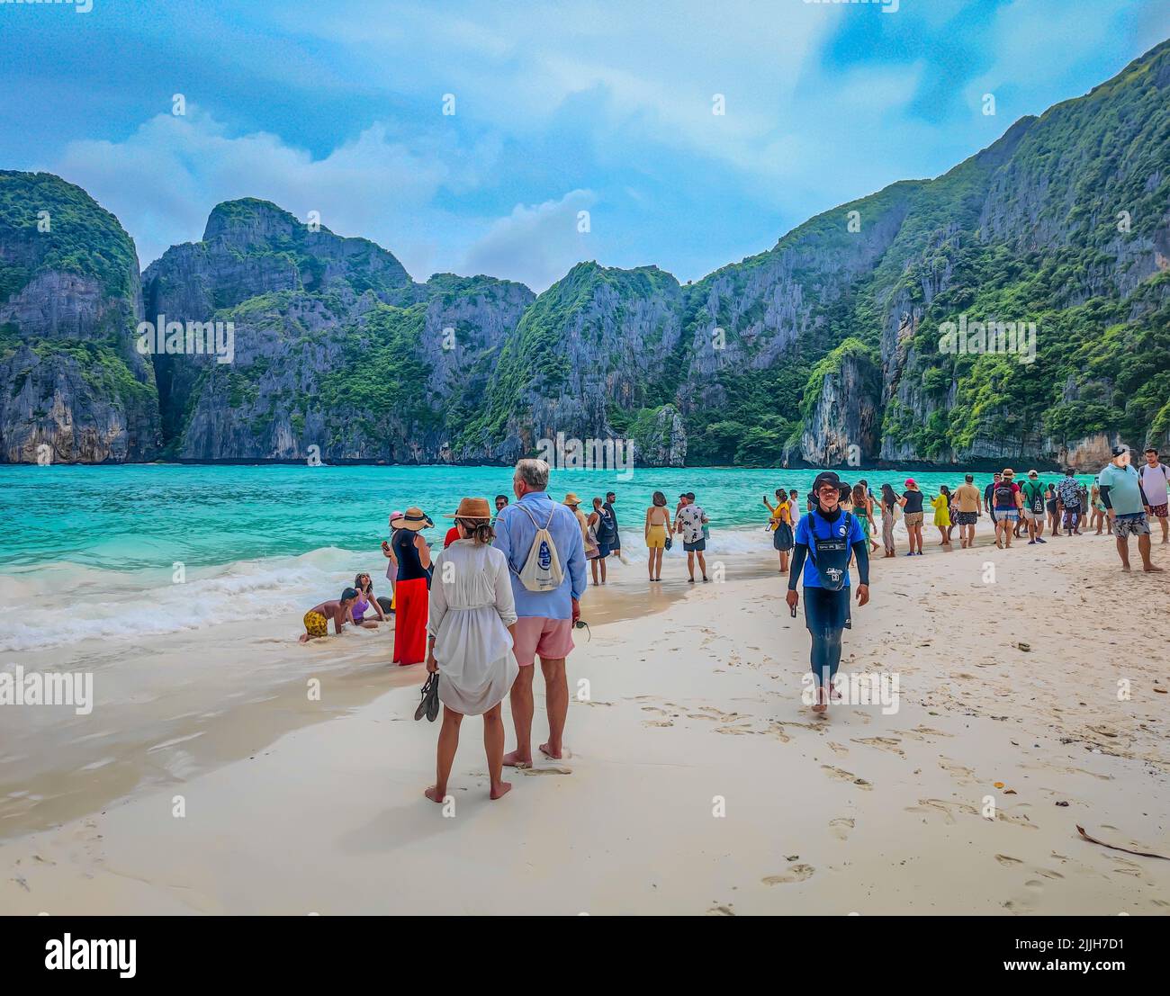 Maya beach thailand damage hi-res stock photography and images - Alamy