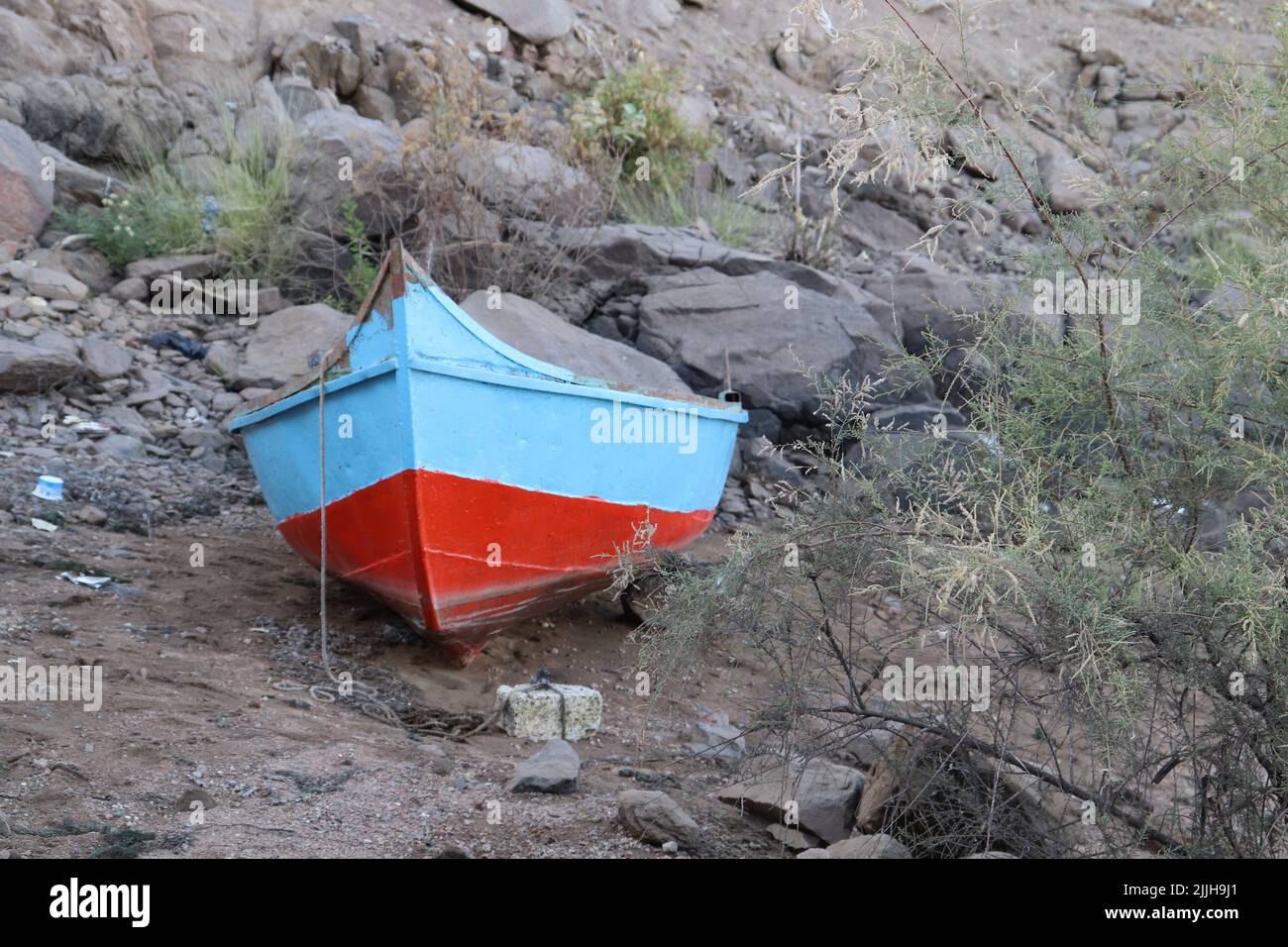local boat (Felucca) near Heissa Island, Aswan Stock Photo - Alamy
