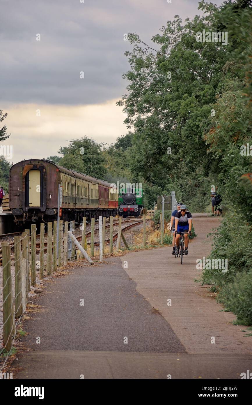 4015 Karels steam train at Avon Valley Railway Stock Photo - Alamy