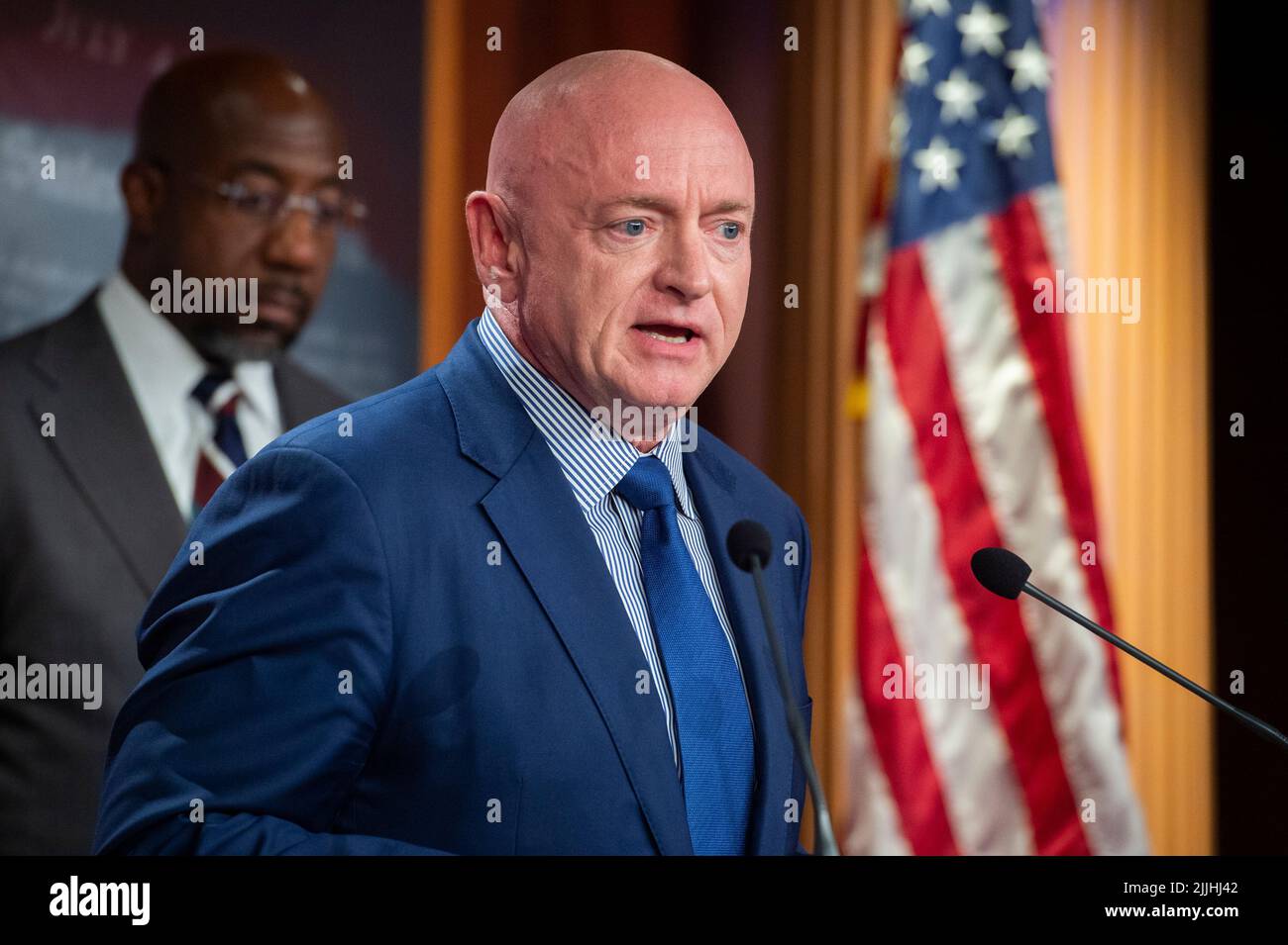 Senator mark kelly hi-res stock photography and images - Alamy