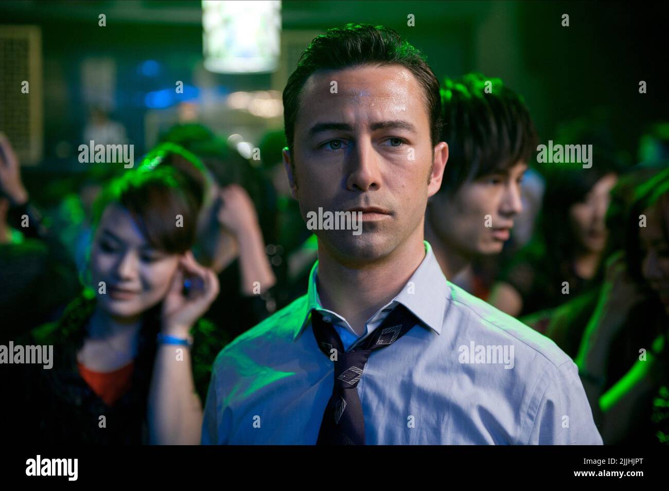 Joseph gordon levitt looper hi-res stock photography and images - Alamy