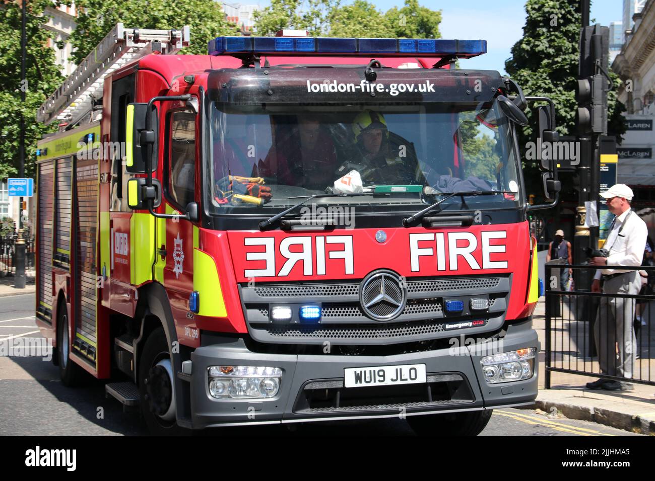 999 emergency hi-res stock photography and images - Alamy