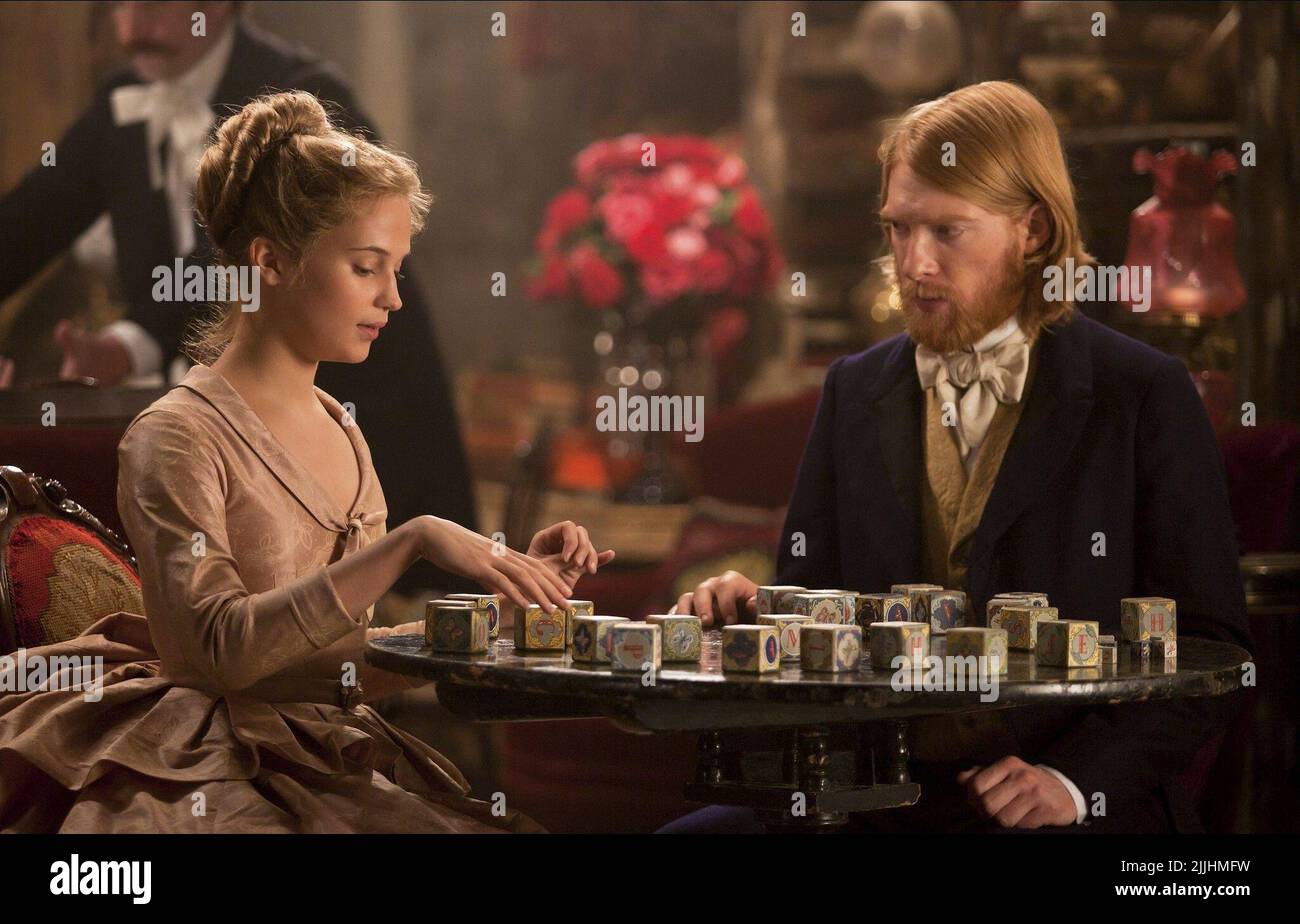 ALICIA VIKANDER, DOMHNALL GLEESON, ANNA KARENINA, 2012 Stock Photo - Alamy