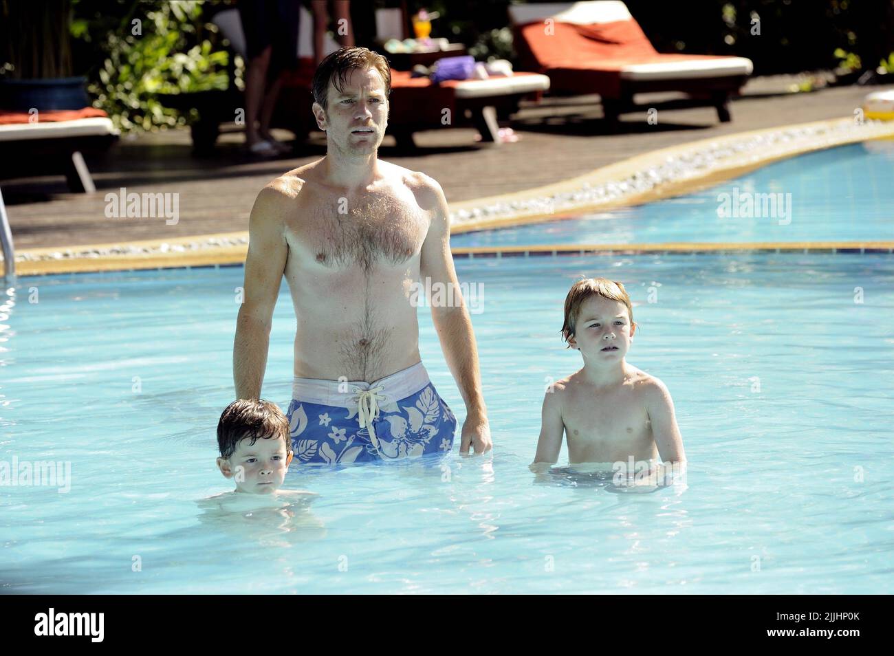 SAMUEL JOSLIN, EWAN MCGREGOR, OAKLEE PENDERGAST, THE IMPOSSIBLE, 2012 ...