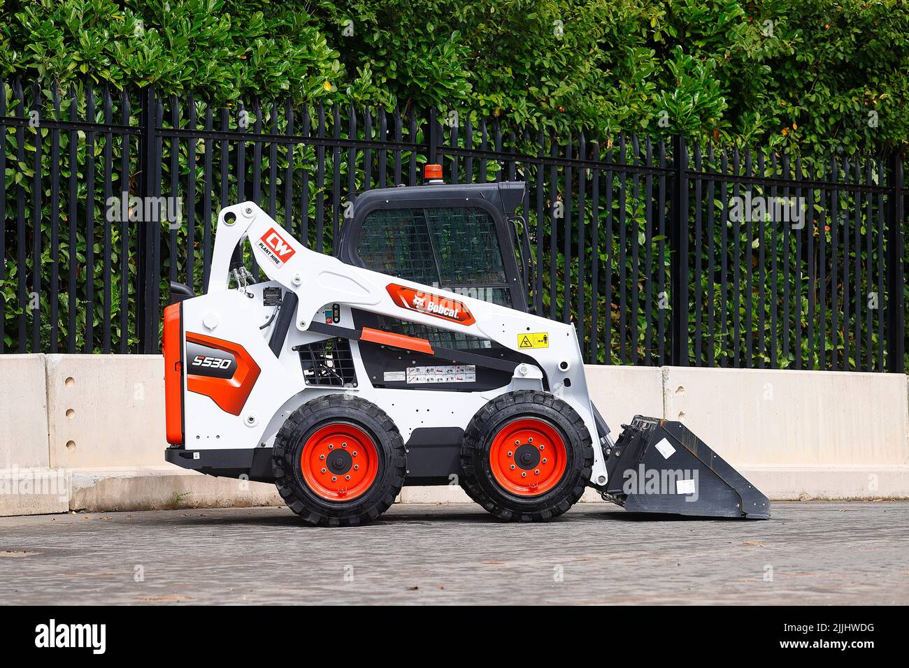 A brand new Bobcat S530 skidsteer loader Stock Photo - Alamy