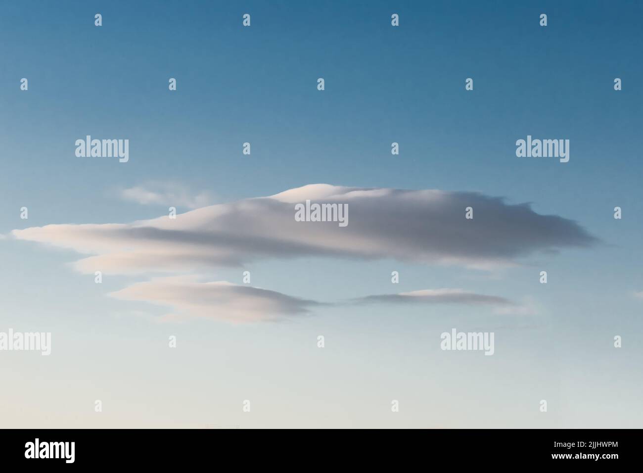 Lenticular shape hi-res stock photography and images - Alamy