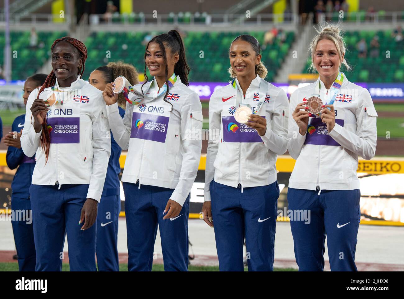 Victoria Ohuruogu, Nicole Yeargin, Laviai Nielsen and Jessie Knight (GB ...