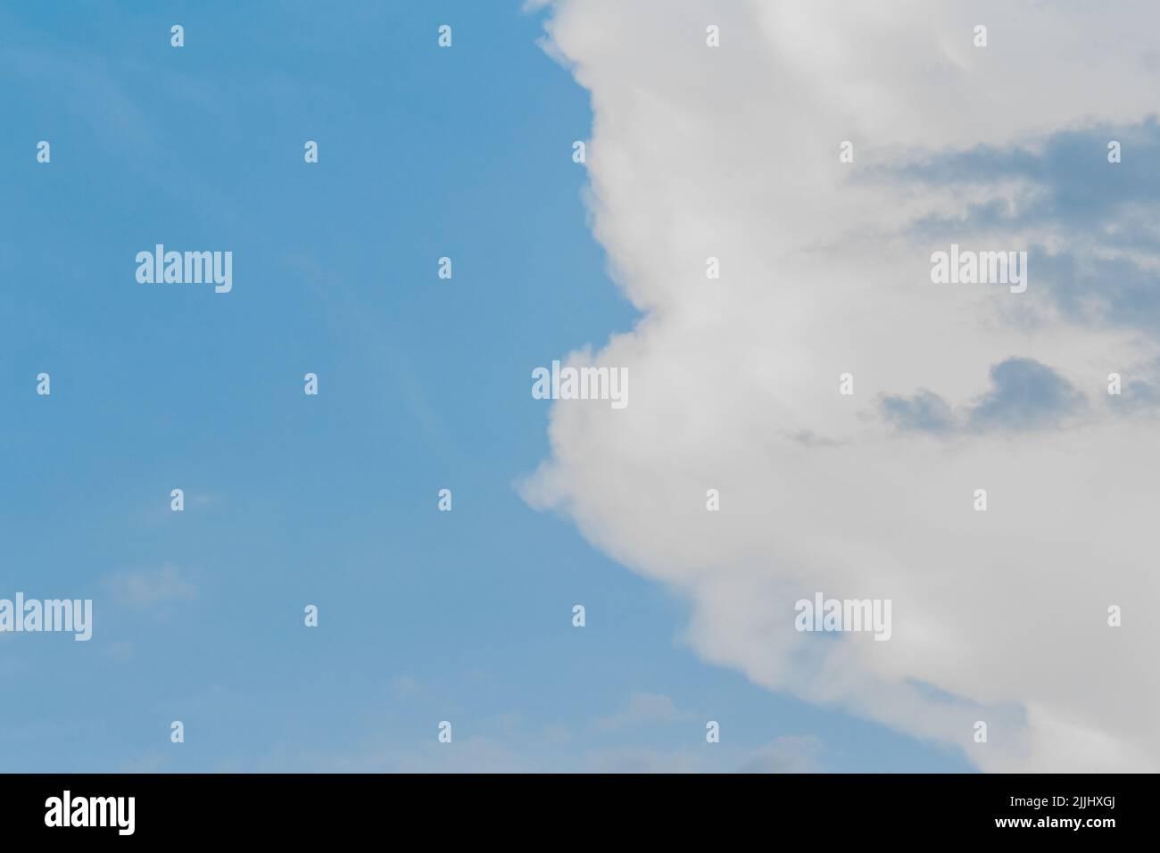 Atmosphere weather hi-res stock photography and images - Alamy