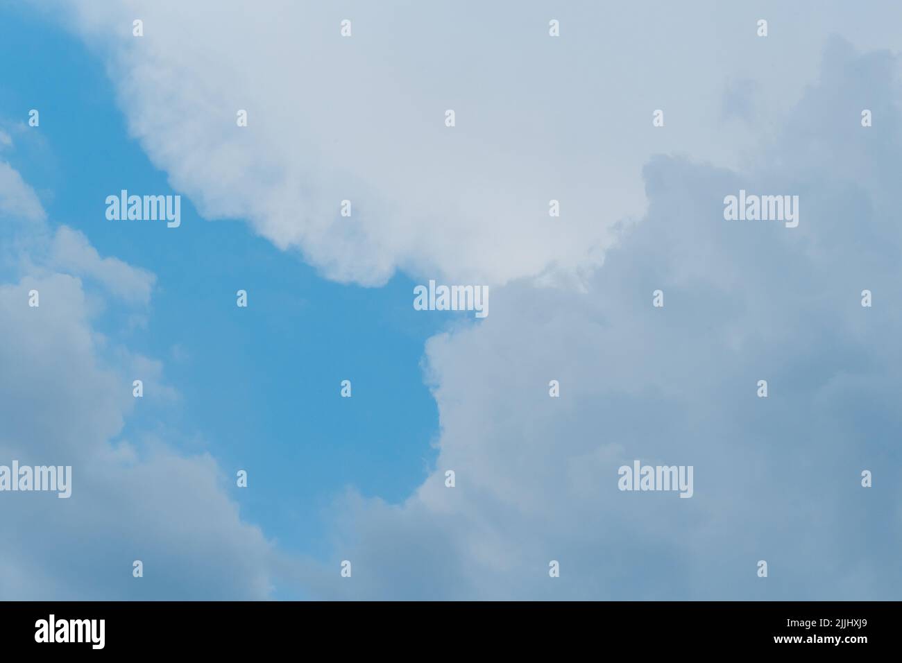 Atmosphere weather hi-res stock photography and images - Alamy