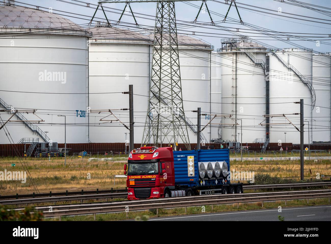 Maasvlakte Port of Rotterdam, Mississippihaven, bulk cargo area, HES ...