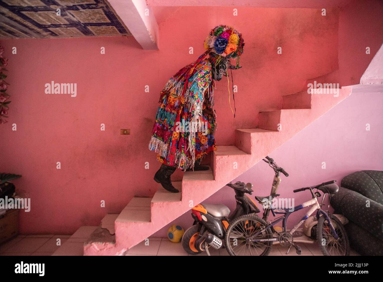 Coyolillo, Veracruz, Mexico. 25th Feb, 2020. Wearing a bull mask and ...