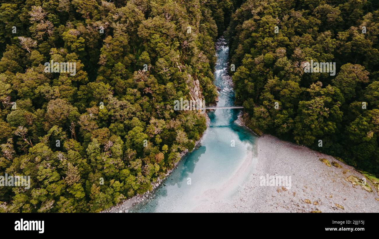 Blue pools track hi-res stock photography and images - Alamy