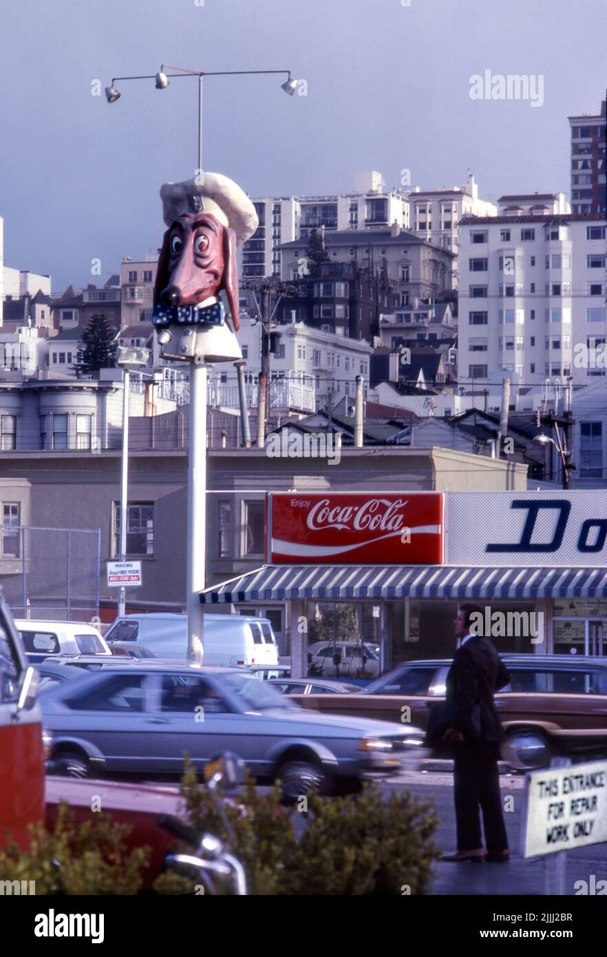 Doggie diner san francisco hi-res stock photography and images - Alamy