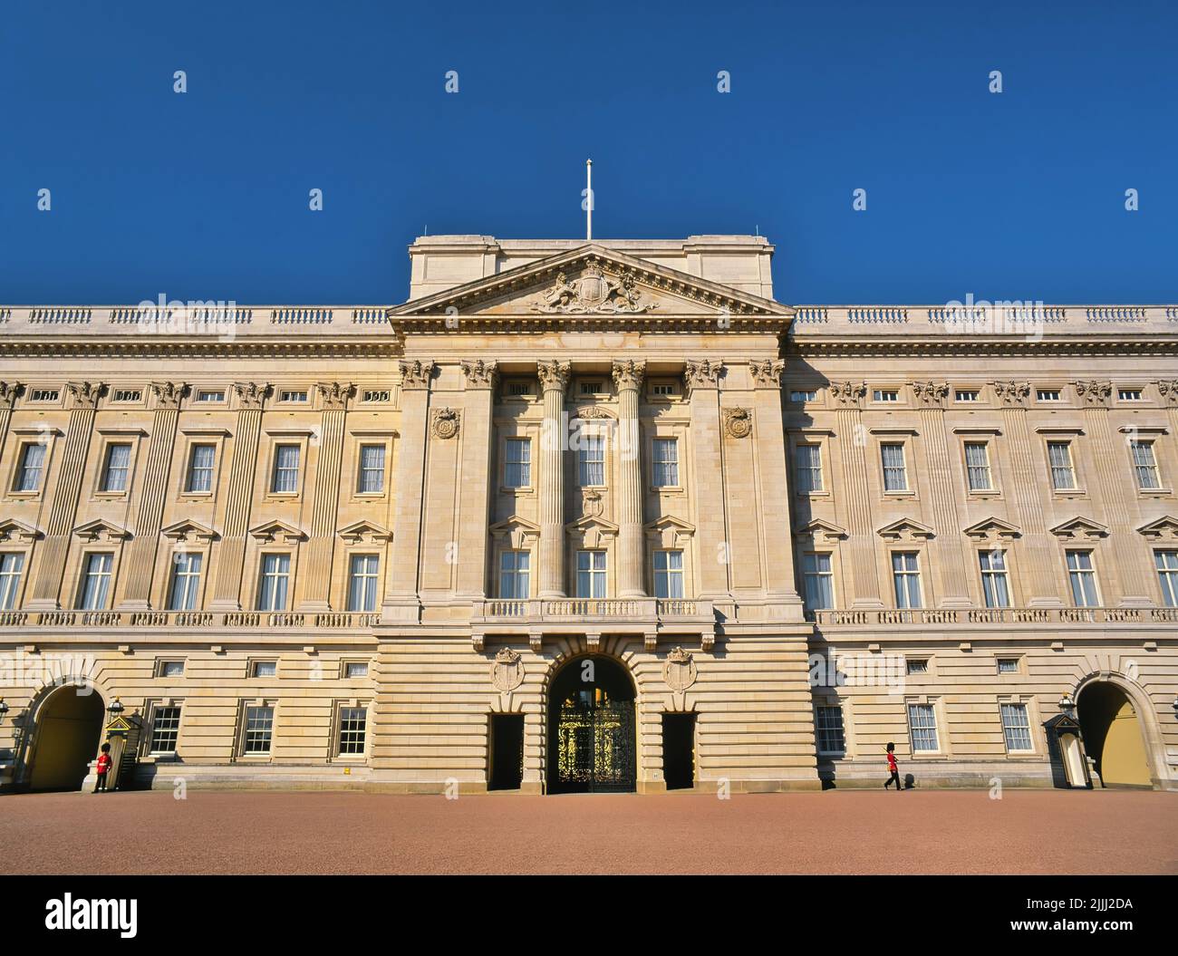 Buckingham Palace, London, England, United Kingdom Stock Photo - Alamy