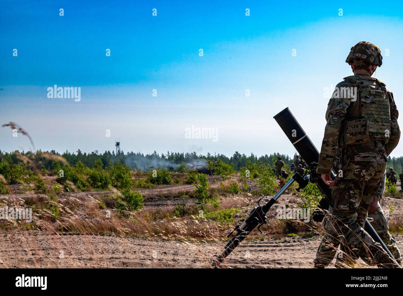 M242 bushmaster chain gun hi-res stock photography and images - Alamy